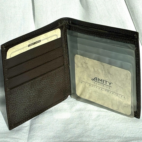 Amity | Accessories | Vintage Mens Amity Bifold Wallet Nwot | Poshmark